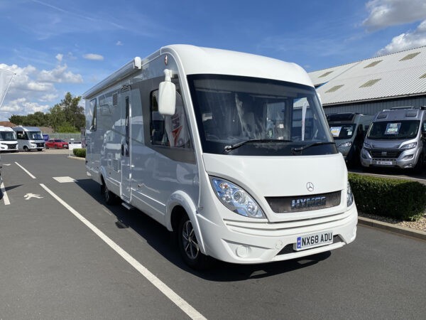 Automatic Motorhomes For Sale | Ultimate Driving Experience